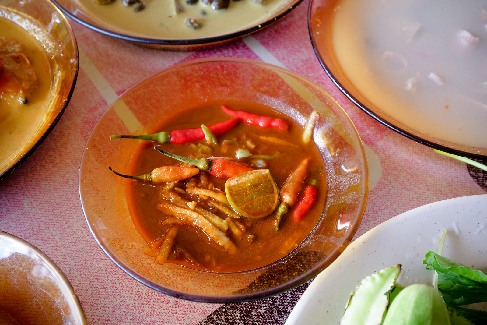 Restaurante Nasi Ulam para 'Arroz de Ervas' (e Molho de Peixe Budu ...